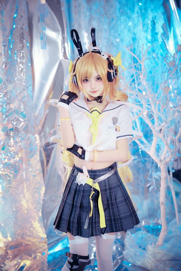 Anaimiya là ai? Cô nàng cosplay đeo mask khiến mxh “dậy sóng ...